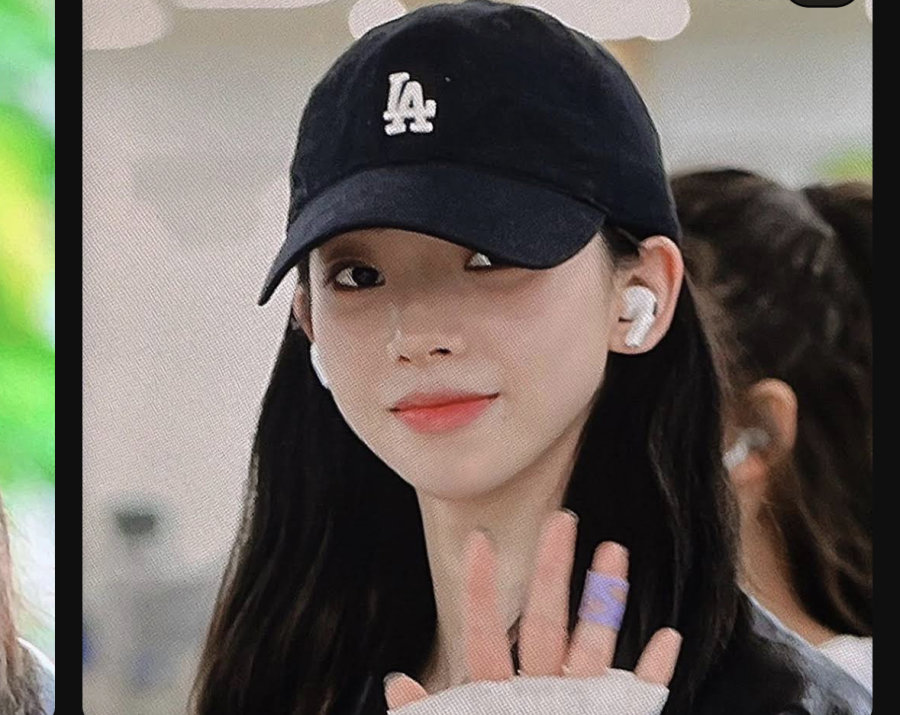 소주잔으로 보는 연예인 얼굴크기 체감 ㄷㄷ...gif | 유머 게시판