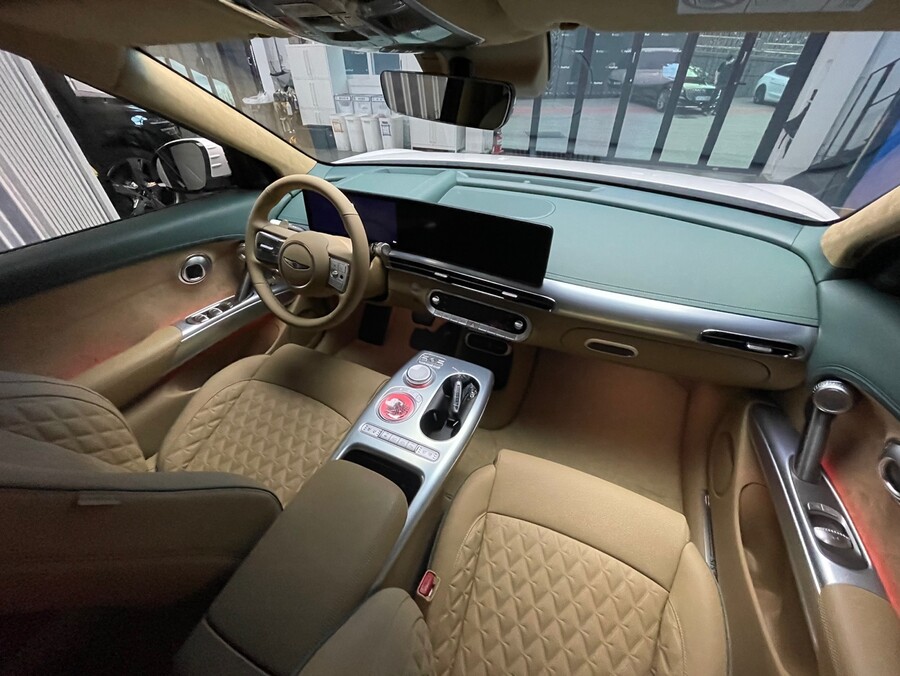 10개월만에 gv60 스탠다드 2WD 출고 받았습니다. | 자동차 갤러리