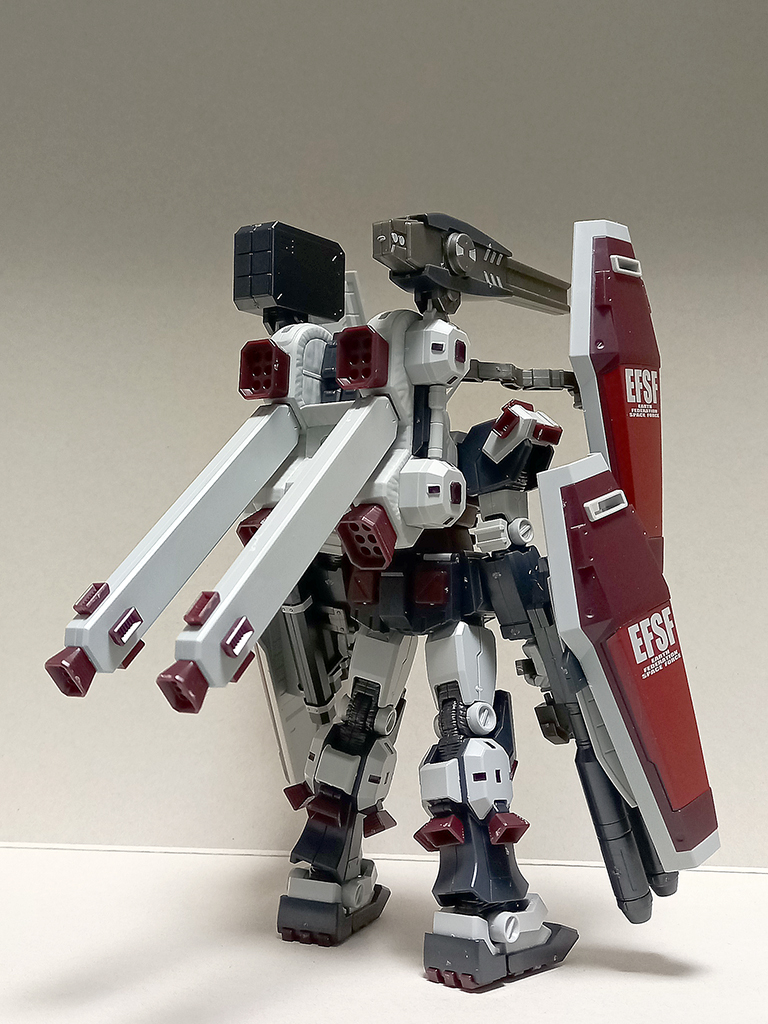 건담베이스 한정판 HGGT 건담 썬더볼트 10주년 버전