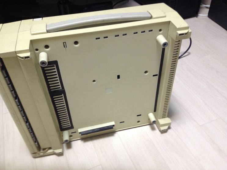 HP 486 휴대용 컴퓨터 | 추억의 아이템 갤러리