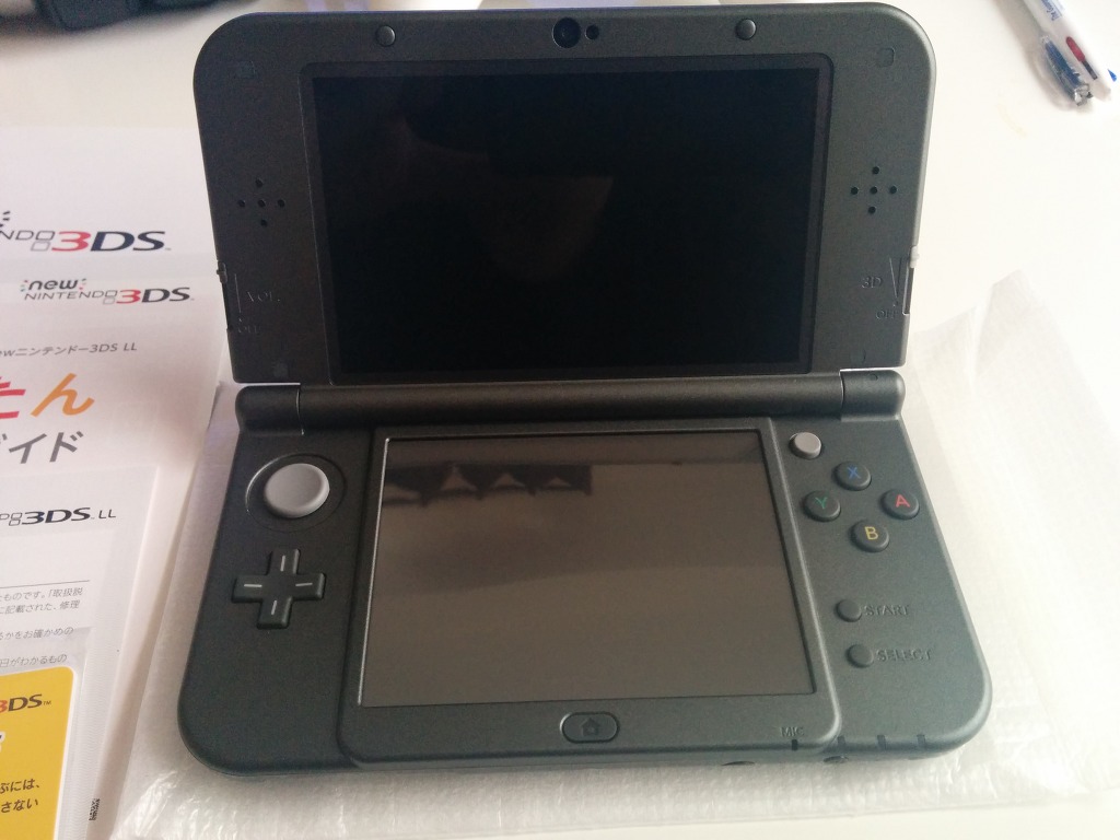 New nintendo 3DS LL 메탈릭 블랙 + 몬스터헌터4G | 오픈 케이스 갤러리