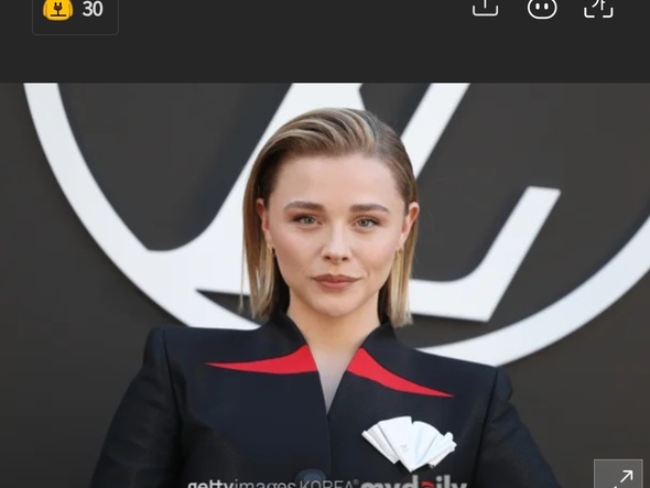 클로이 모레츠 근황 | 유머 게시판 | RULIWEB