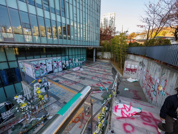 N십년후: 아줌마는 왜 전과자 에요?? | 유머 게시판 | RULIWEB