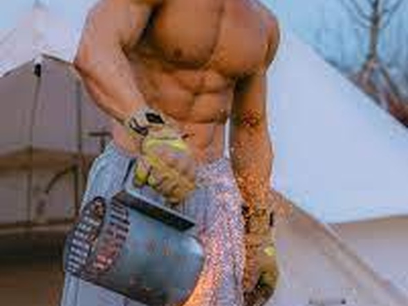 이번 유튜버 고기남자 현피 영상 보고 느낀 SNS의 기괴함 | 유머 게시판 | RULIWEB