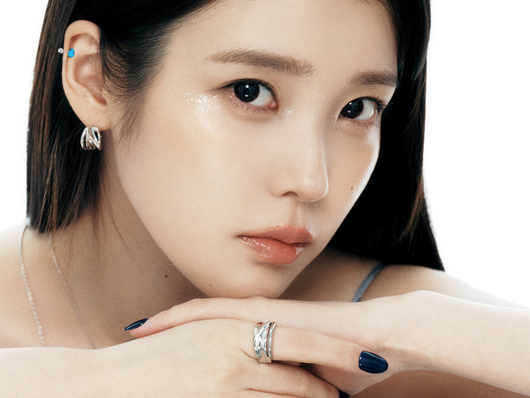 아이유 HIP CHILL 화보 진짜 IU 맞아